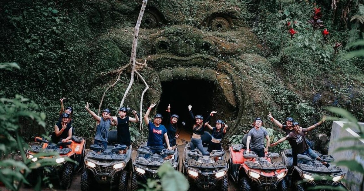 Ubud: Gorilla ATV Quad Biking și aventură distractivă cu tubul pe râu ...