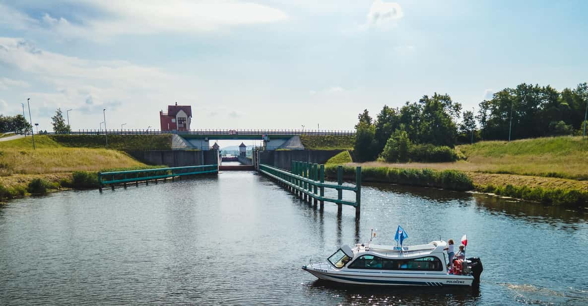 Vanuit Oświęcim: schilderachtige boottocht naar Krakau | GetYourGuide