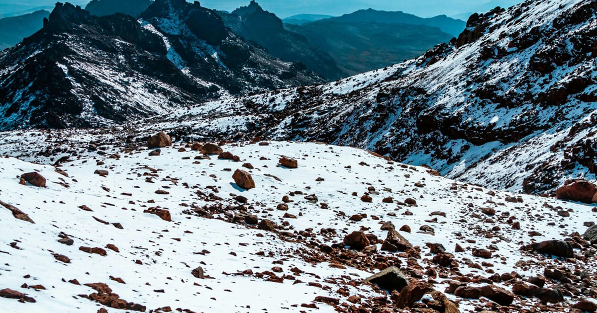 5-dniowa wyprawa na Mount Kenya: Trasa Chogoria-Narumoro - Przygodowy ...