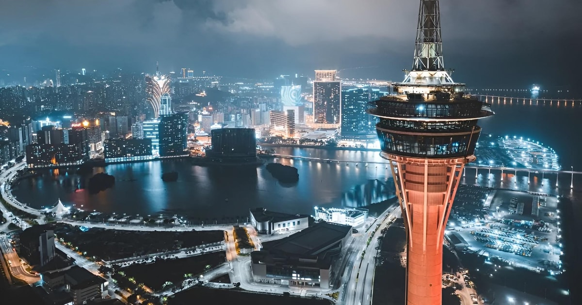 Macau: Macau Tower Observation Deck Ticket | GetYourGuide