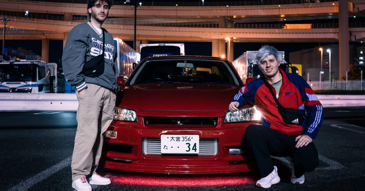 TOKYO: [R34 SKYLINE] JDM TOUR / DAIKOKU CARMEET ENGLISHGUIDE | GetYourGuide