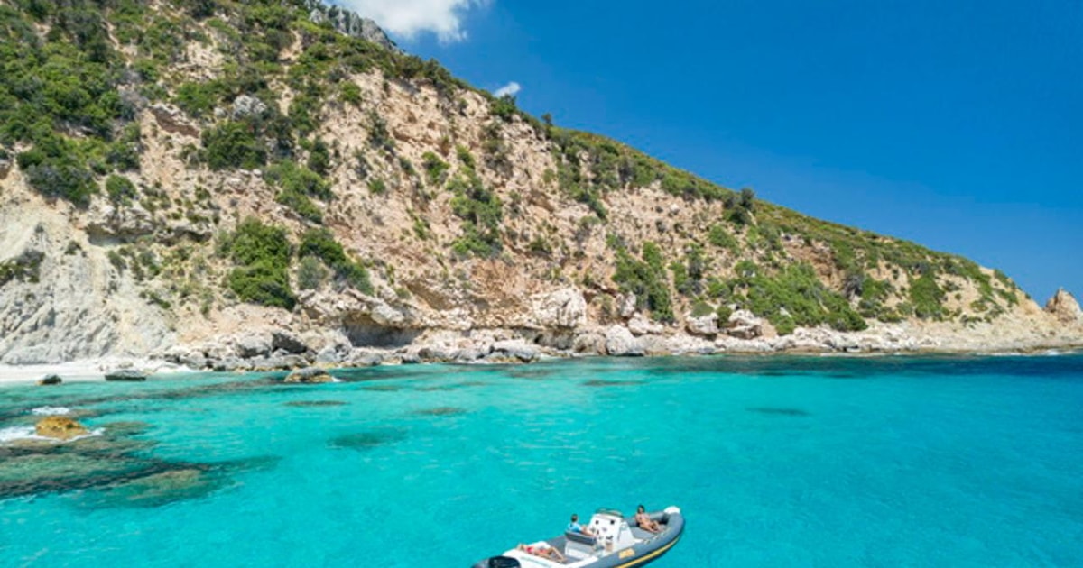 Cruzeiro guiado a Cala Goloritzè, Cala Mariolu, Cala Gabbiani e Biriala ...