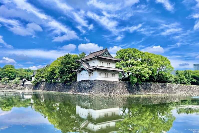 Tokyo : Visite privée des jardins de l'est du palais impérial ...