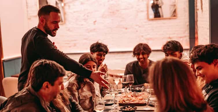 Barcelona: Tipsy Tapas & History Tour in the Gothic Quarter | GetYourGuide