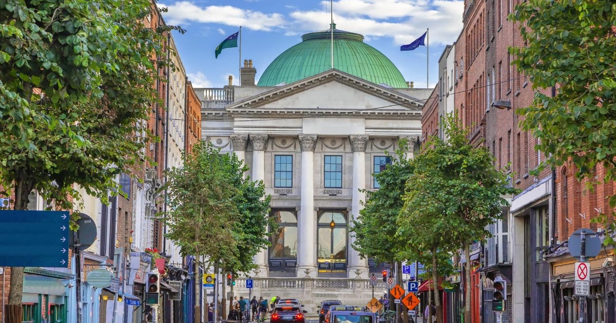 Dublin: Capture the most Photogenic Spots with a Local | GetYourGuide