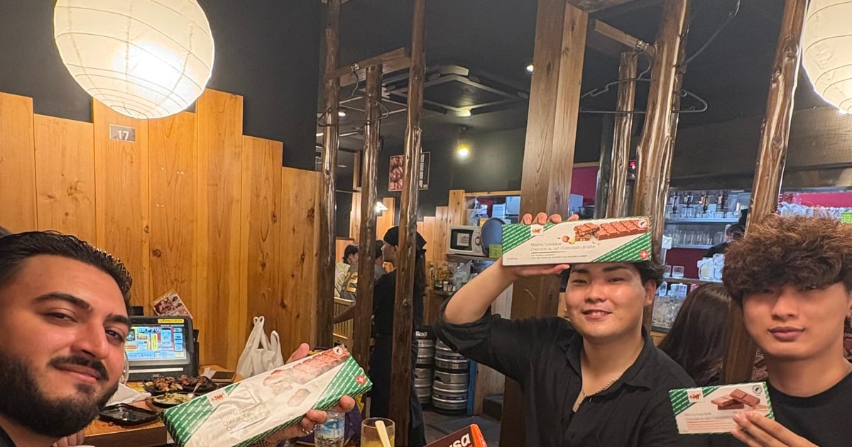 Osaka: Namba Nightlife Tour with Izakaya and Shisha Bar | GetYourGuide