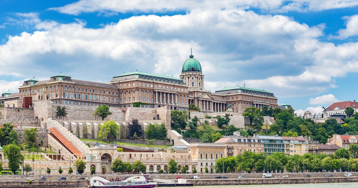 Budapest: 3-Hour Live Guided City Tour | GetYourGuide