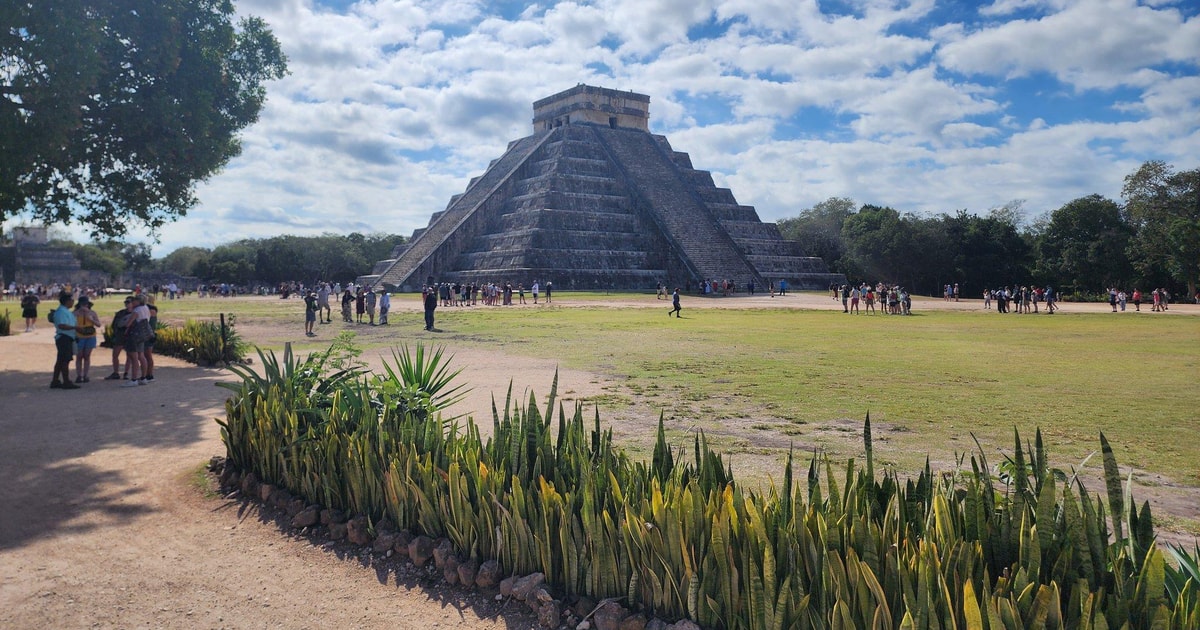 Classic Chichén Itzá tour: Cenote & Valladolid from Cancún | GetYourGuide