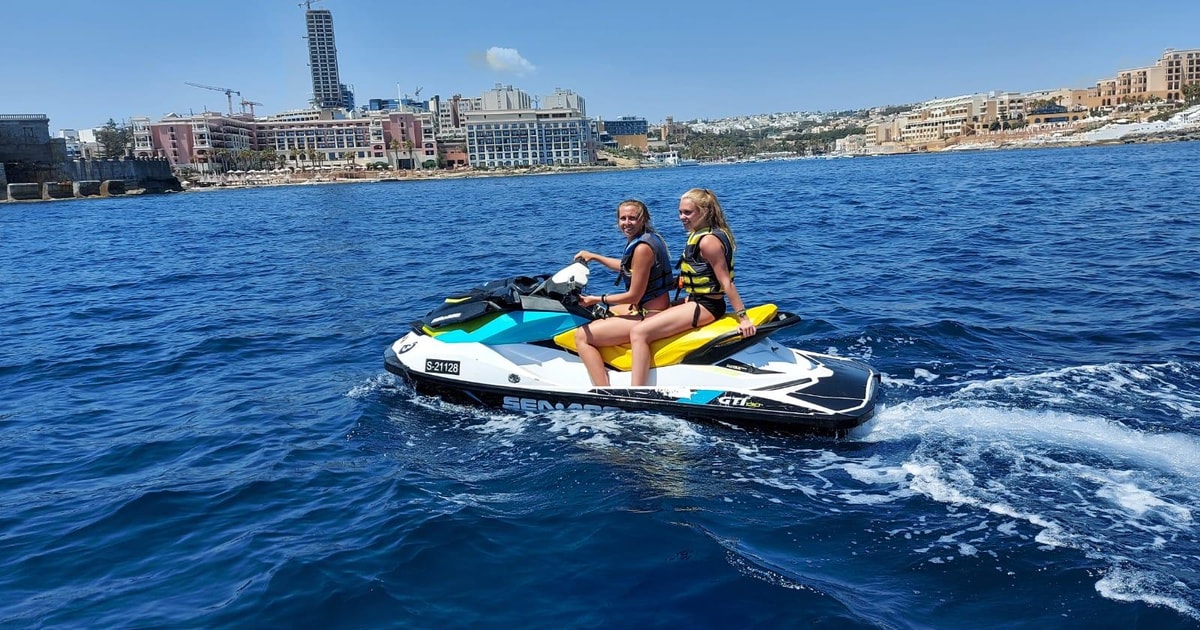 Alquiler de motos acuáticas | GetYourGuide