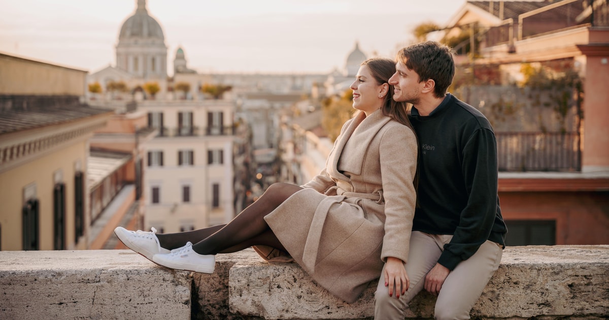 Rome: Romantic Photoshoot for Couples | BookYourTour.com