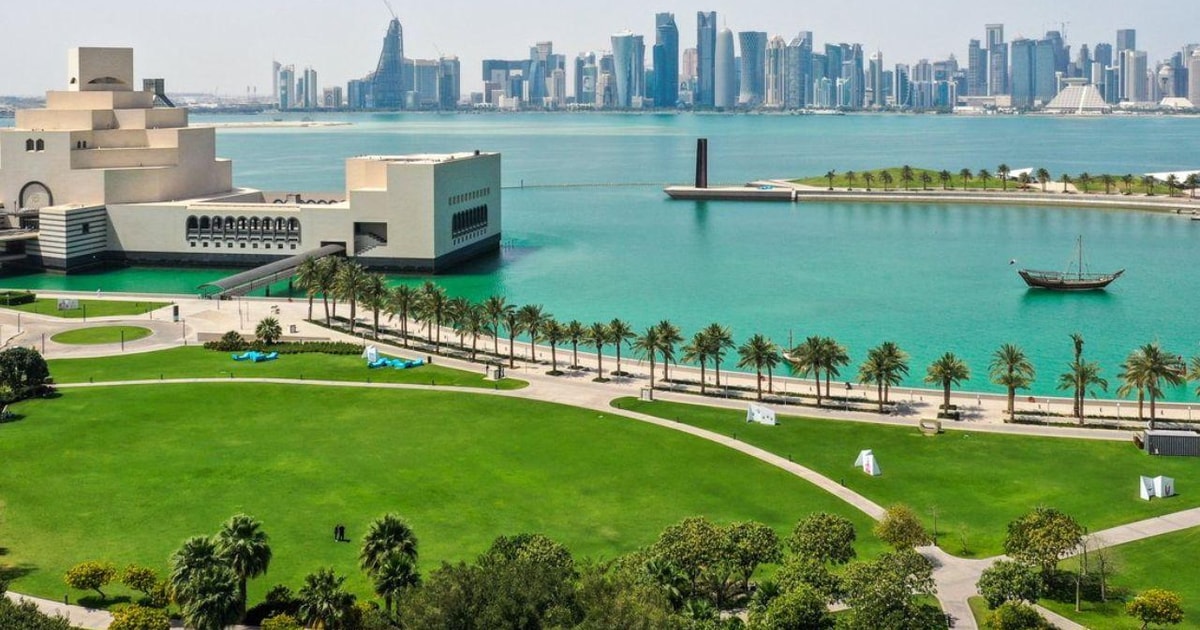 Doha: Guided tour of Kayak on Qatar's Water | GetYourGuide
