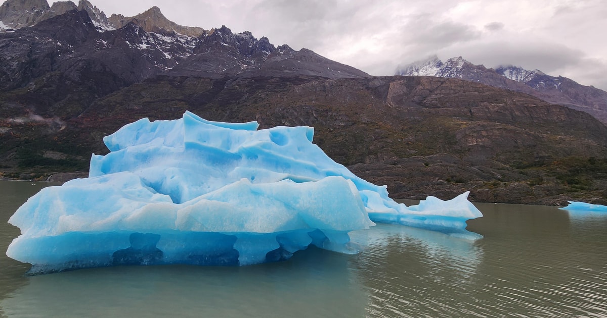 Torres del Paine: navigacija Pilkasis ledynas + visa diena Torres del ...