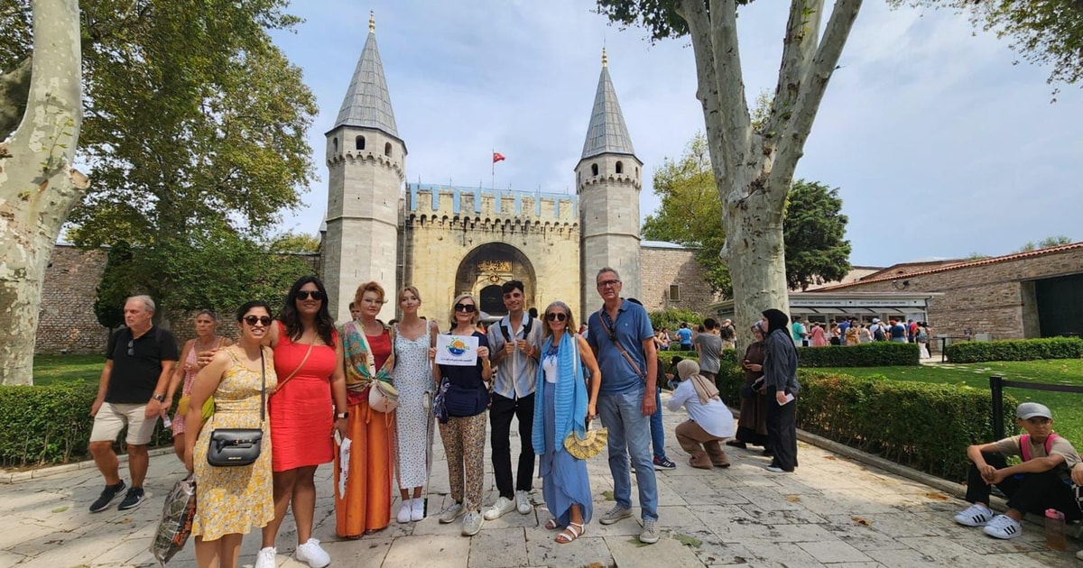 Visita al Palacio y Harén de Topkapi con ticket de entrada sin colas ...