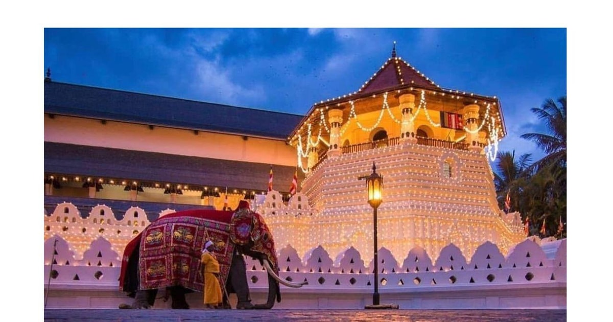 Kandy : Excursiones de un día en Tuk Tuk por la ciudad (con guía local ...