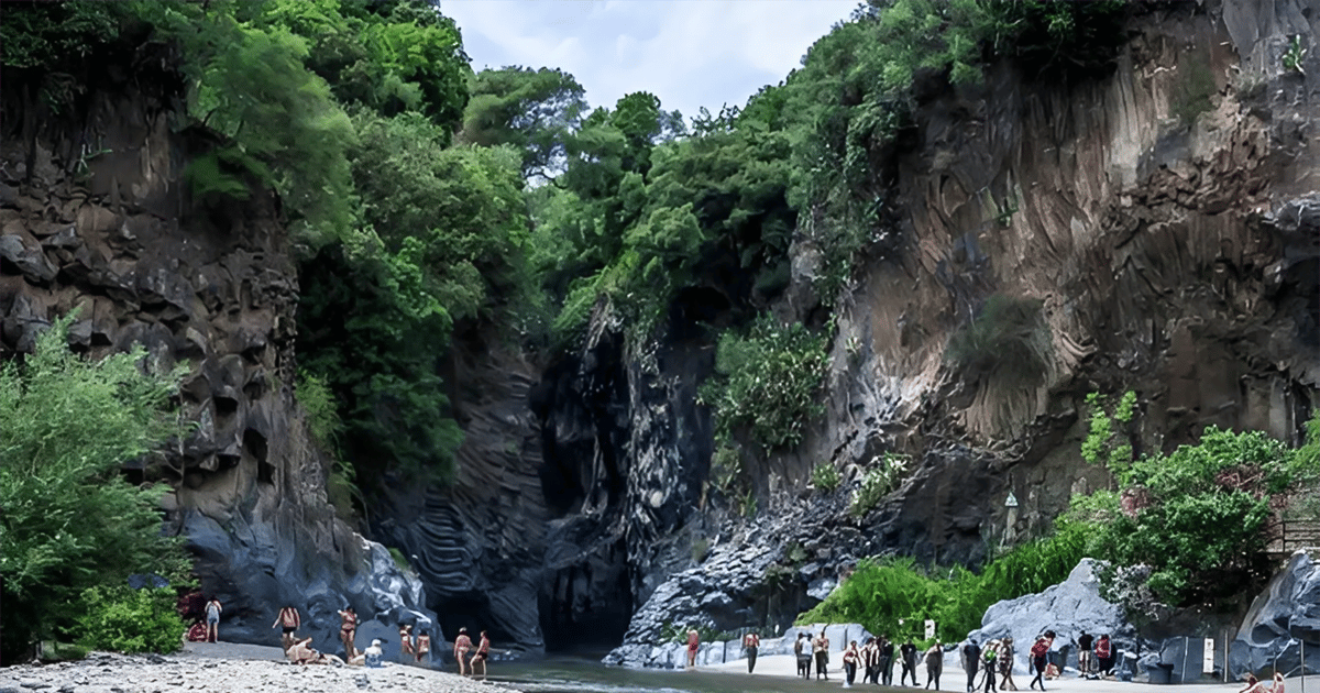 Sicilien: Etna och Alcantara Gorges heldagstur med lunch | GetYourGuide