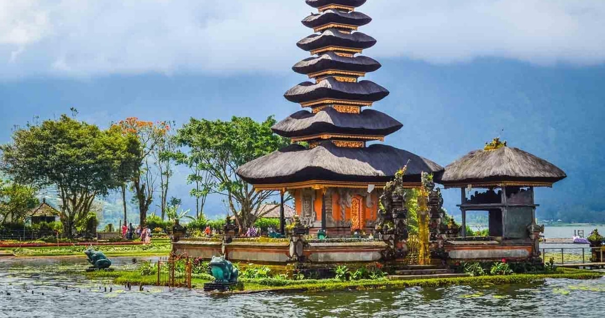 Bali Ulun Danu, Cascada de Bayumala y Terraza de Arroz de Jatiluwih ...