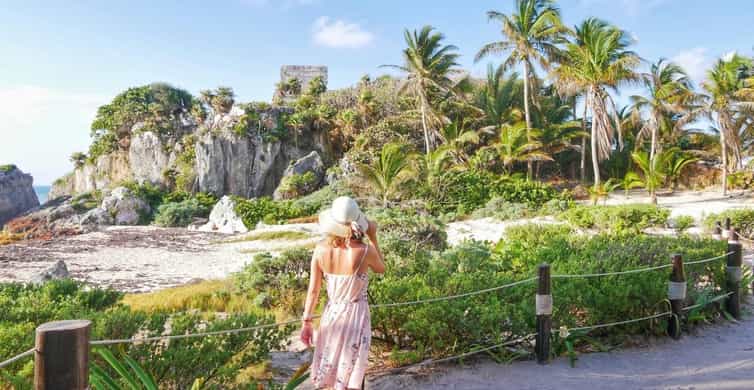 Riviera Maya: Tulum Ruïnes en 2 Cenoten Halve Dag Tour | GetYourGuide