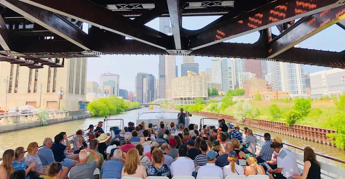 Fiume di Chicago: tour in barca di 90 minuti sull'architettura ...