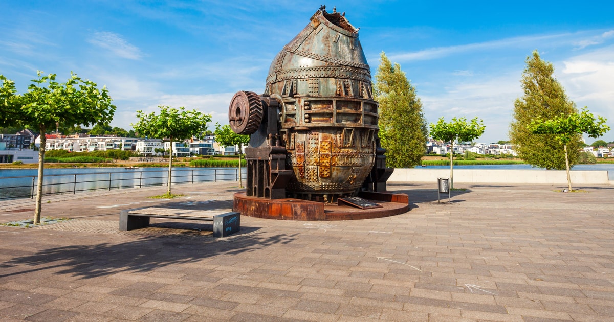 ¡Dortmund: Safari fotográfico autoguiado con Photobook! Tour de la ...