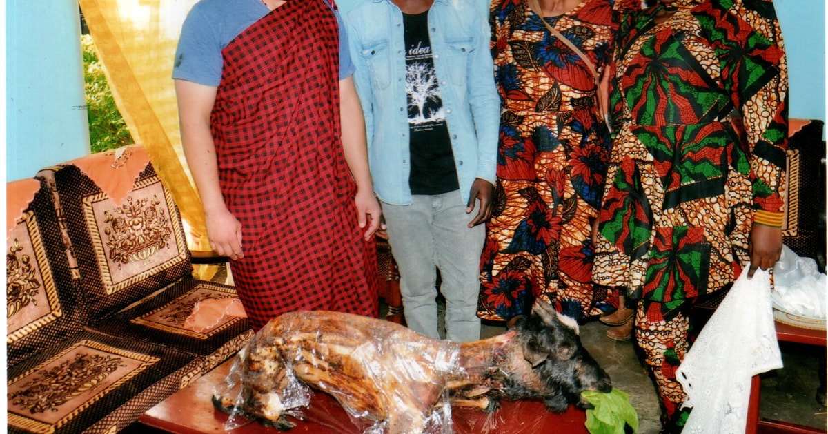 ARUSHA: Maasai part, ndafu cake and beading workshop | GetYourGuide