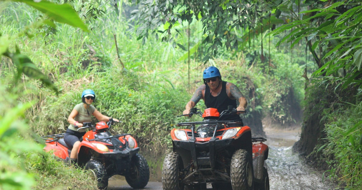 Experiencia en Ubud: Paseo en quad, columpio de Bali y piscina infinita ...