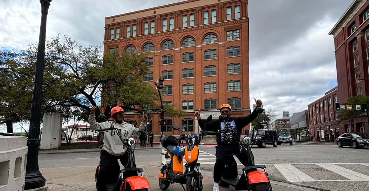 Dallas JFK Moord & Geschiedenis Scooter Tour | GetYourGuide