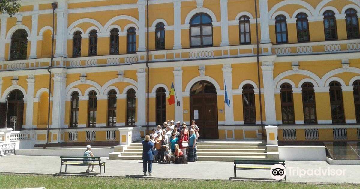 from Moldova: Manuc Bei mansion -Milesti Mici wine cellar | GetYourGuide
