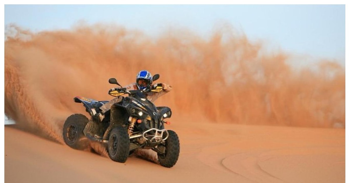 Doha Premium Desert Safari în deșert cu Quad bike și plimbare cu cămila ...