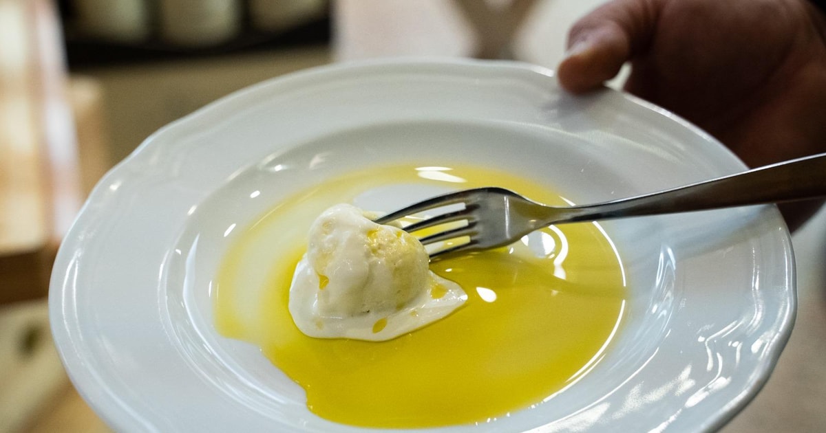 Rome: Gourmet Ice Cream Class with Aperitif | GetYourGuide