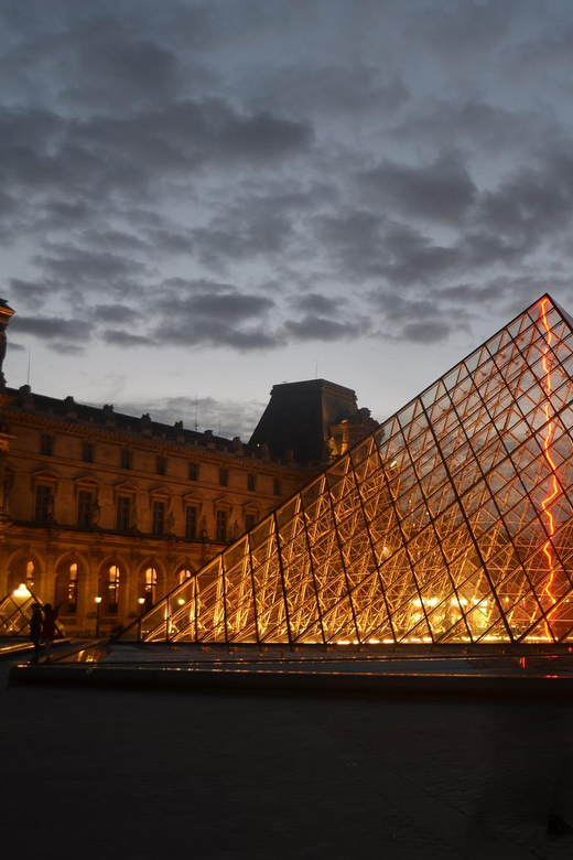 Louvre Museum Timed Entrance Ticket with Audio Guide | GetYourGuide
