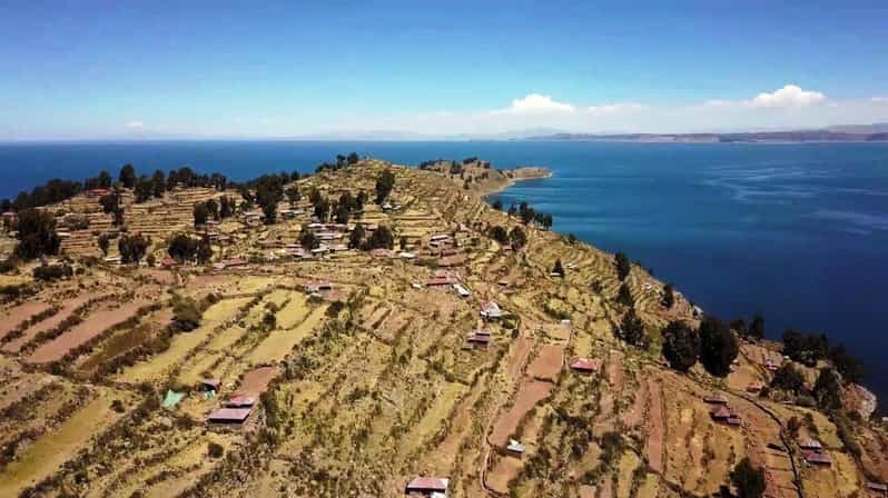 Explore a magia do Lago Titicaca: Ilhas Uros e Taquile | GetYourGuide