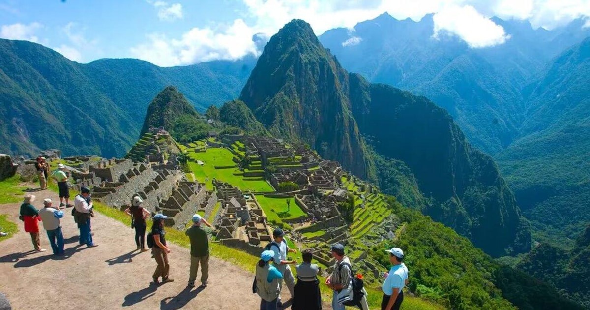 Machu Picchu: Offizielles Ticket und Guide mit optionalem Bus ...