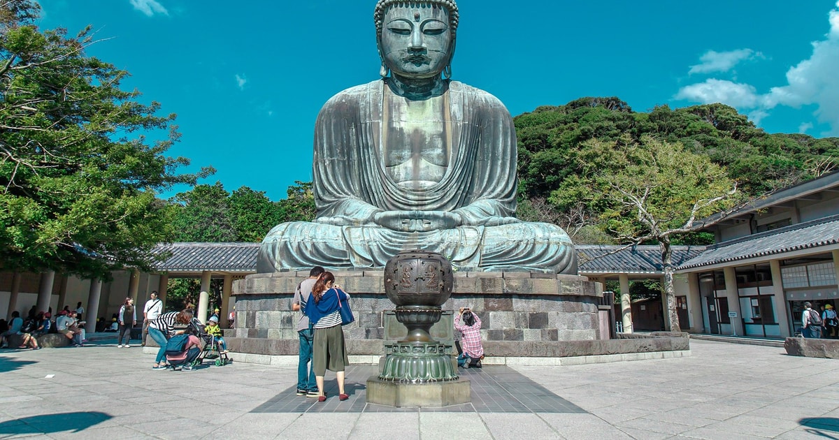 Kamakura: Temples, Trails, and Coastal Tales Walking Tour | GetYourGuide