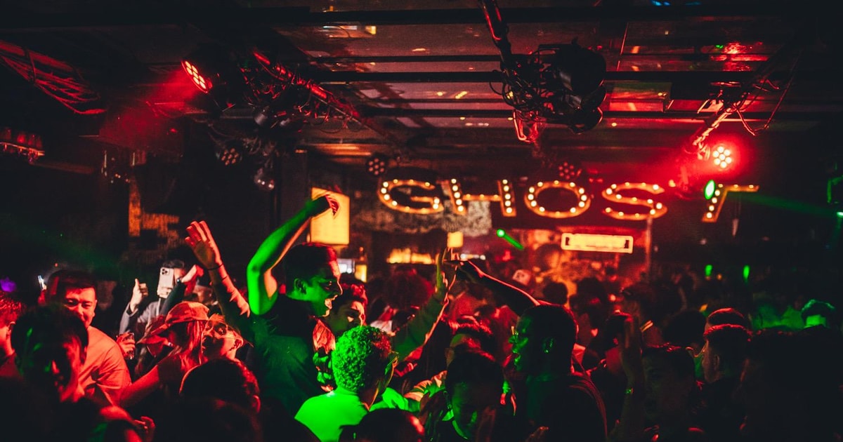 Osaka: Eintritt ohne Anstehen zu GHOST – Nachtclub-Erlebnis | GetYourGuide
