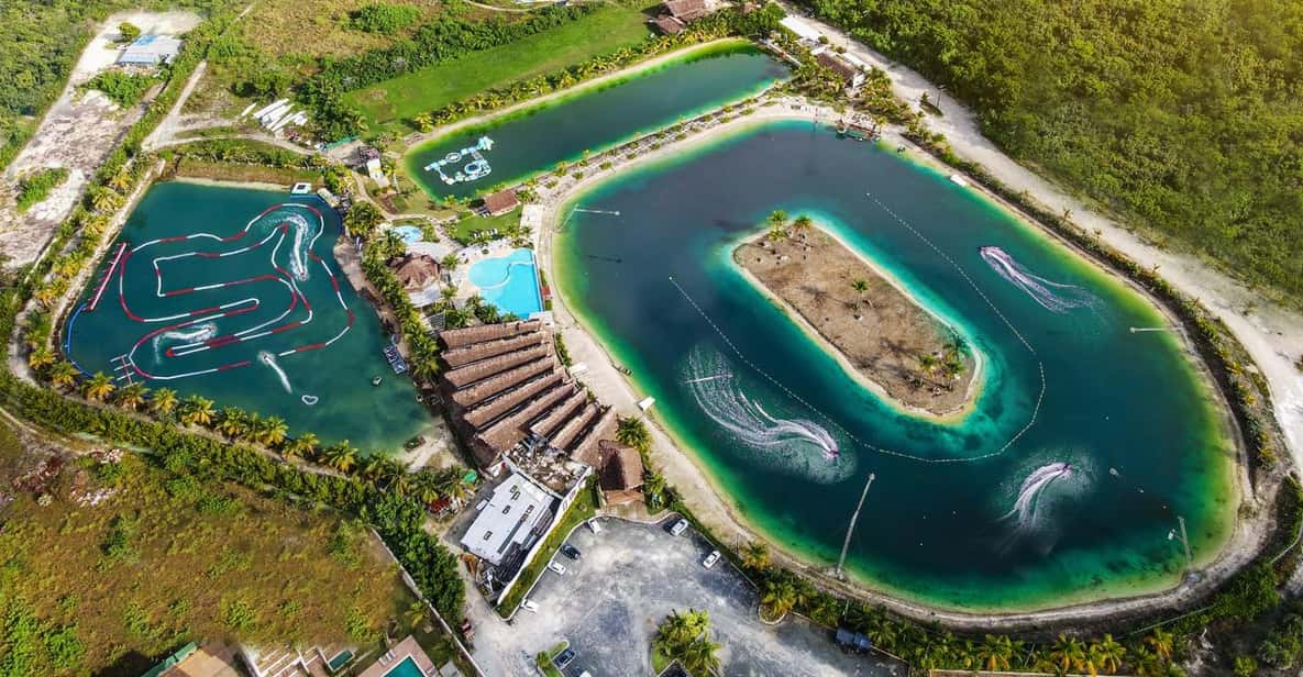 Воден парк в Пунта Кана - целодневна екскурзия Aqua Escape | GetYourGuide