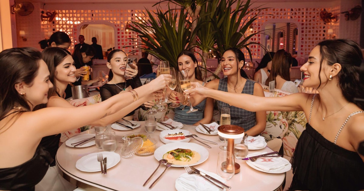 Bangkok: Mami Rose - The Goodtime Restaurant F&B Packages | GetYourGuide