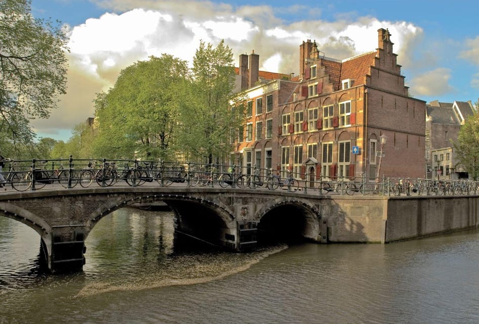Centro storico di Amsterdam: passeggiata autogestita | GetYourGuide