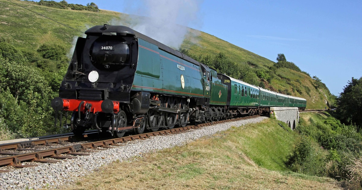 Swanage: Steam Train Tickets | GetYourGuide