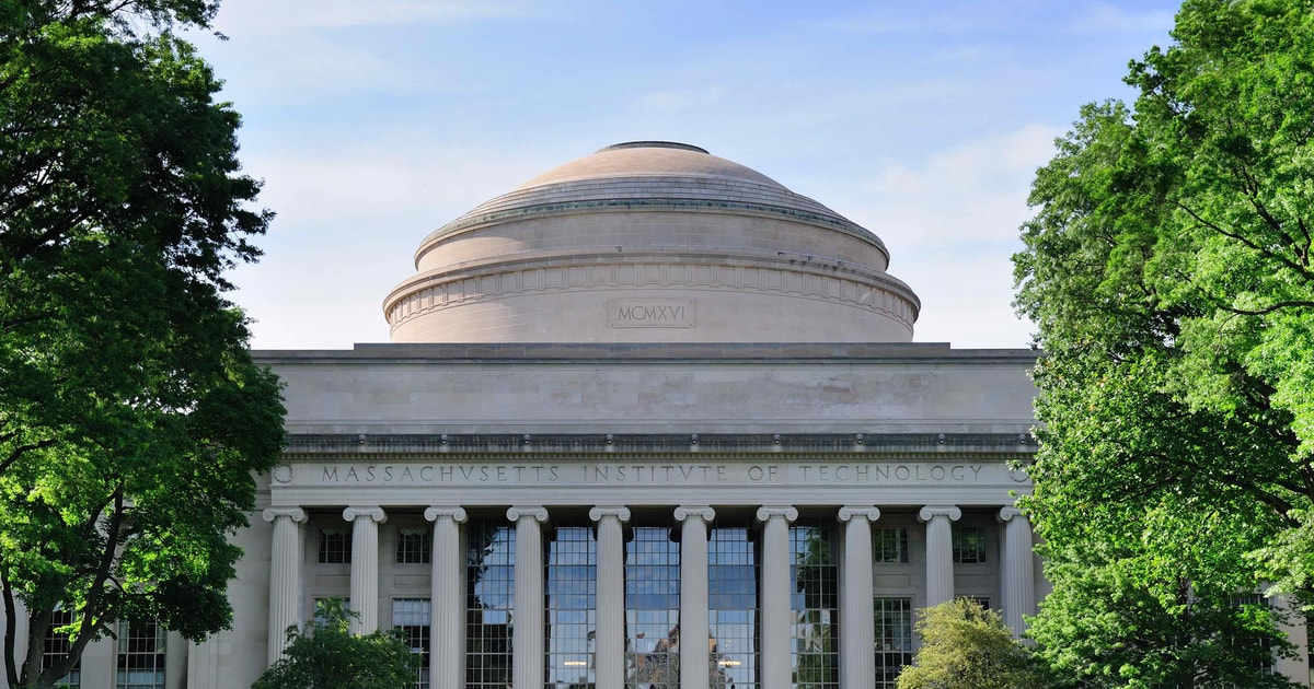 Cambridge, Massachusetts: MIT and Harvard Walking Tour | GetYourGuide