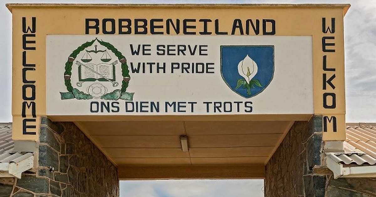 Robben Island and Long Walk To Freedom Historical Day Tour | GetYourGuide