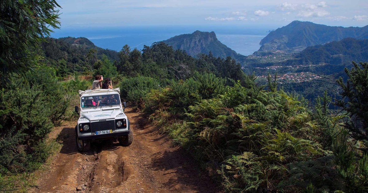 Passeio Madeira Explorer: Combo Caminhada na Levada e Safari de Jipe ...