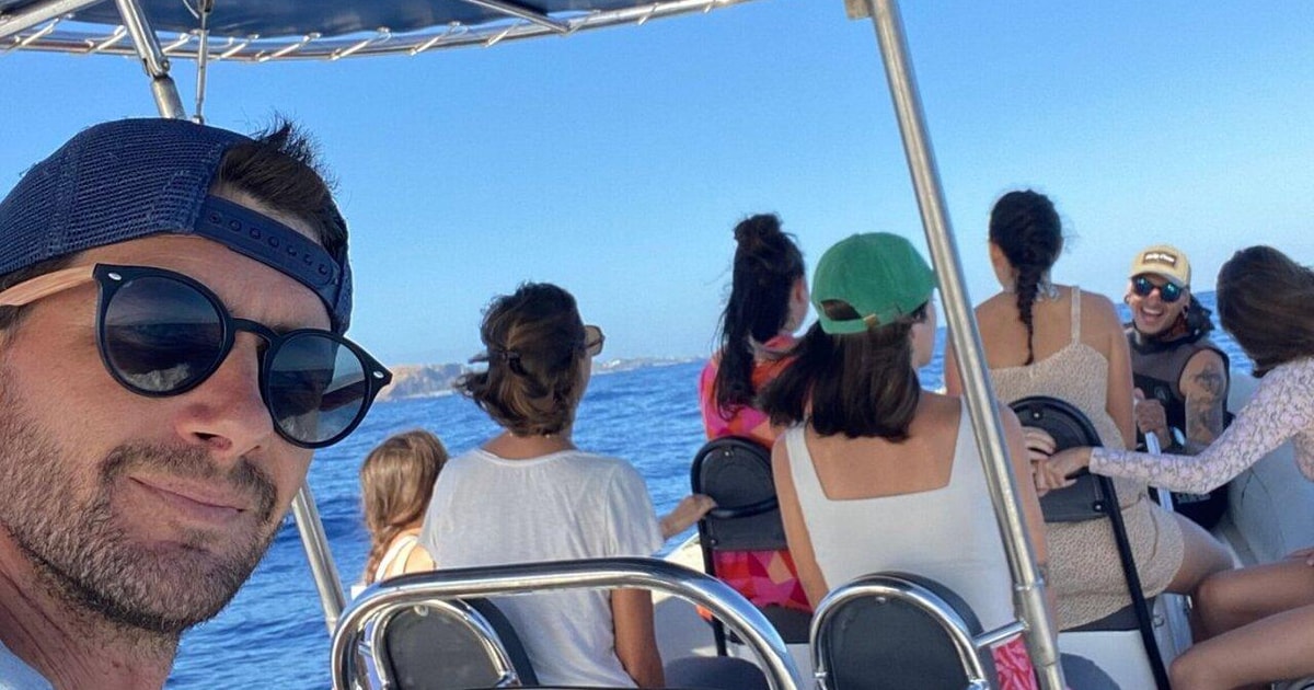 Reunion Island: Sea excursion to Étang-Salé (snorkeling, whale watching ...