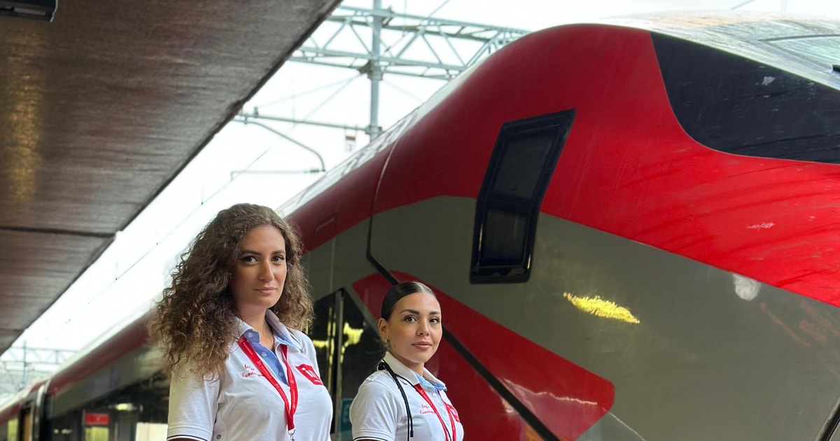 Naples from Rome Last Minute: High Speed Train & Bus Tour | GetYourGuide