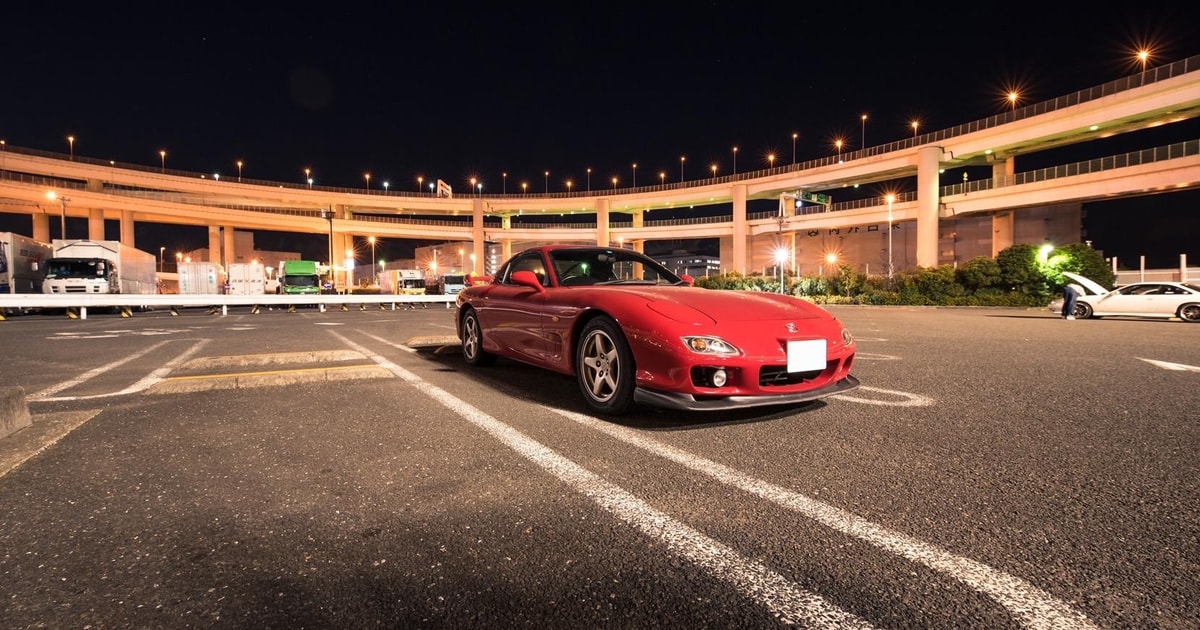 Tokio: RX-7 FD Daikoku Car Meet JDM Experience (Nacht) | GetYourGuide