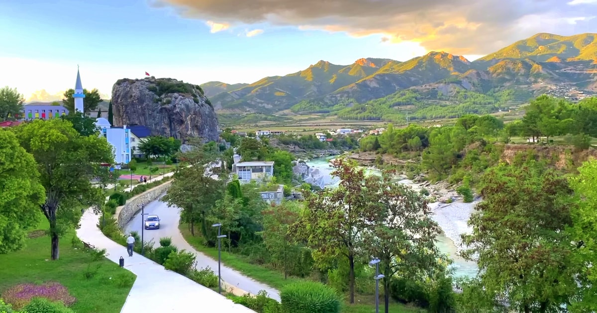 RED LINE: All-inclusive-Tagestour Vlora-Gjirokaster-Permet | GetYourGuide