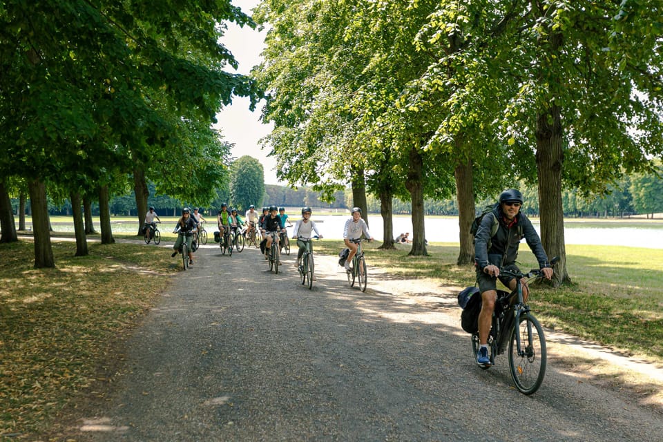Paris: Versailles Palace & Queen Hamlet E-Bike Tour | GetYourGuide