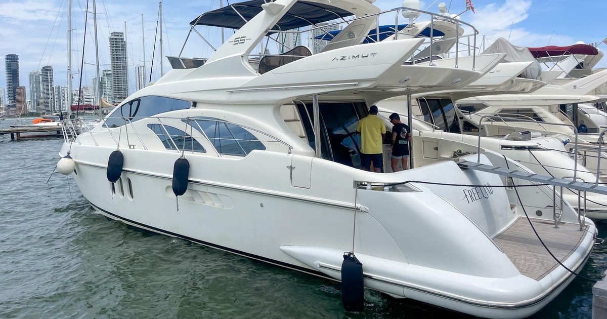 Iate de luxo privado para passeios pelas ilhas Islas del Rosario ...