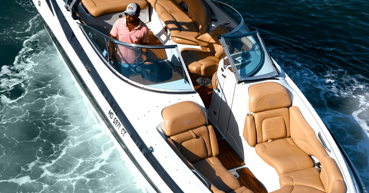 Miami Beach: Spectacular Sandbar & Skyline Boat Tour | GetYourGuide