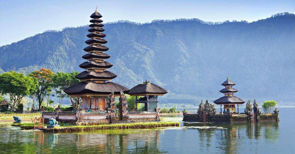 North Bali: Banyumala Waterfall and Ulun Danu Beratan Temple | GetYourGuide