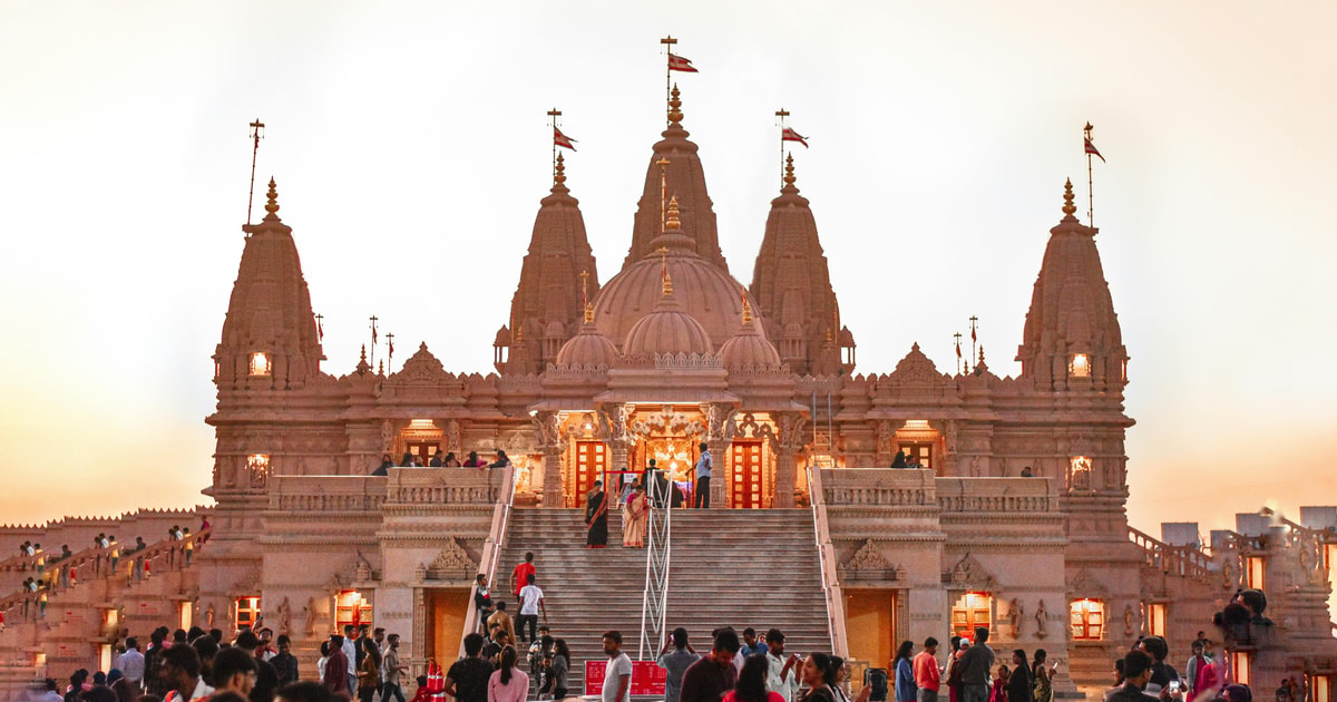 Abu Dhabi: BAPS Hindu Mandir Führung | GetYourGuide